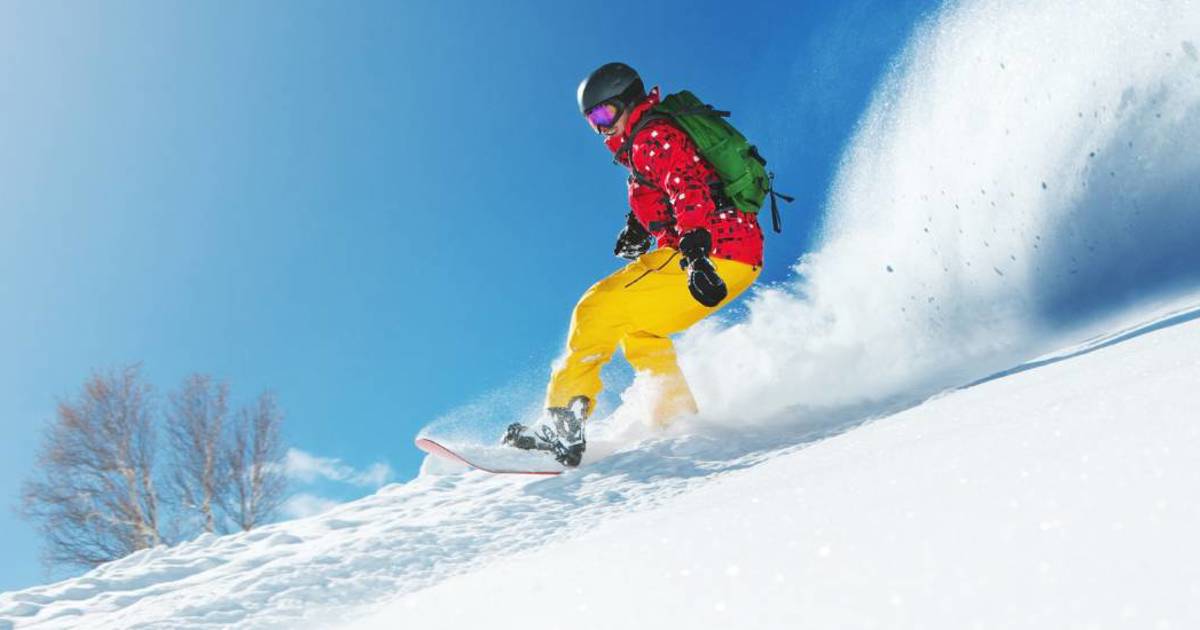 How to Ship a Snowboard | Best Way to Ship a Snowboard Overseas